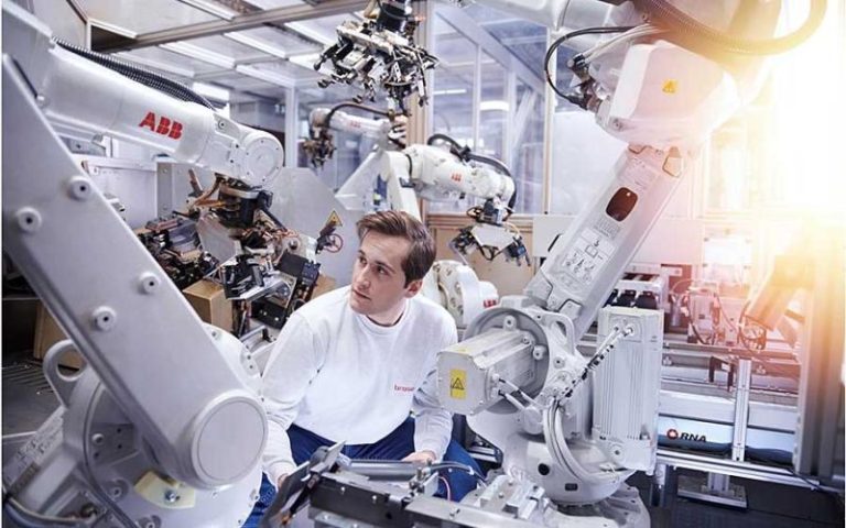 Human-Machine Collaboration: How Universal Automation Can Drive ...