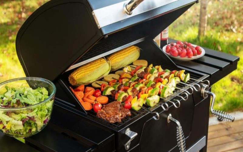 BBQ Chef for Hire in Lexington, KY– Fire Up the Flavor!